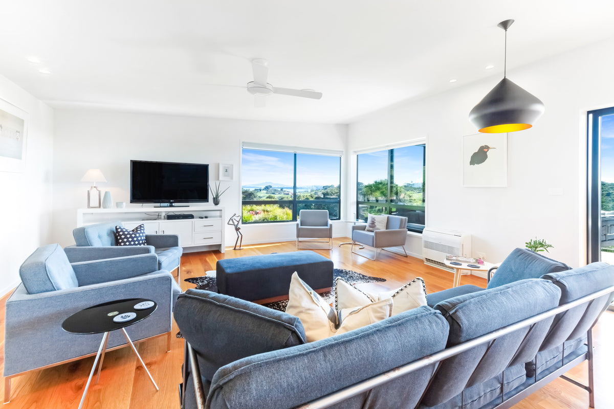 Cable Bay Lodge – Cable Bay Views